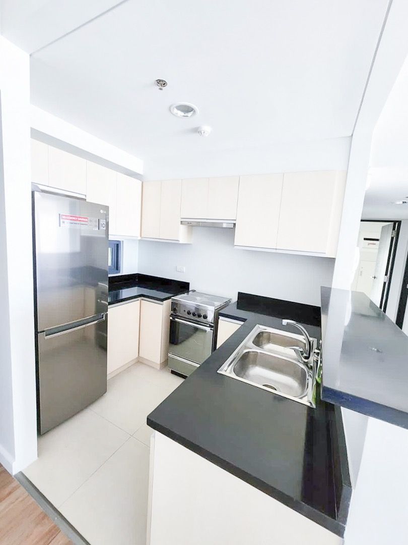 Solstice Tower| 2 bedroom with 1 parking | Circuit, Makati City ...
