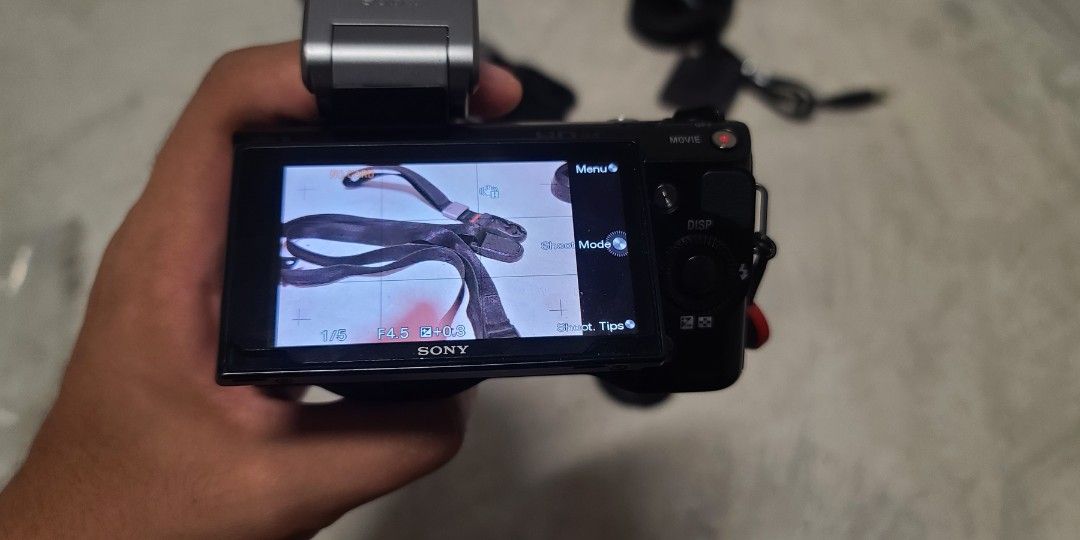 Sony Nex 5 kit, Photography, Cameras on Carousell