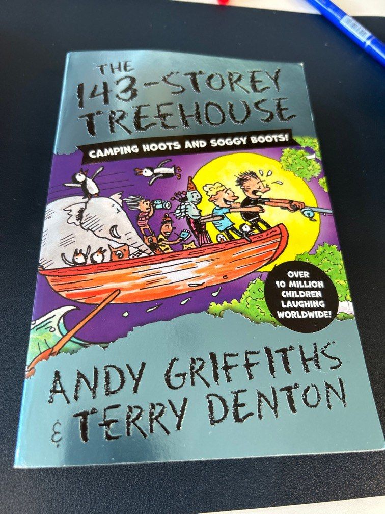 The 143- Storey Treehouse + just Annoying English Story Book, 興趣及遊戲, 書本 ...