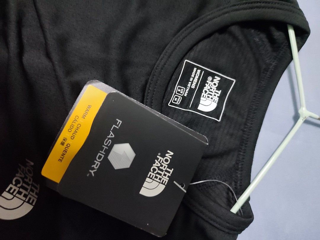 The North Face Flashdry, Women's Fashion, Activewear on Carousell