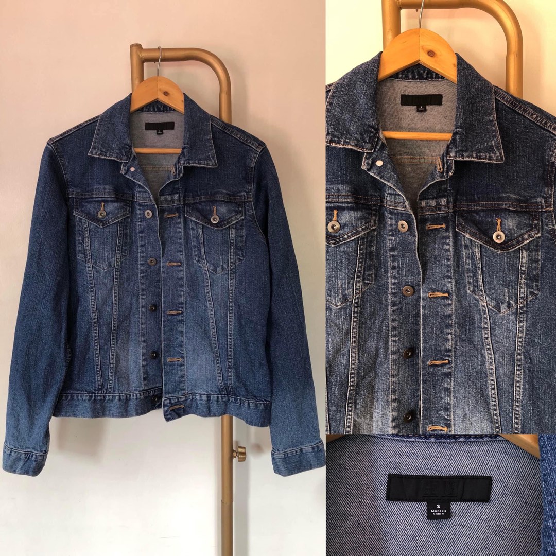 Uniqlo denim jacket, Women's Fashion, Coats, Jackets and Outerwear on ...