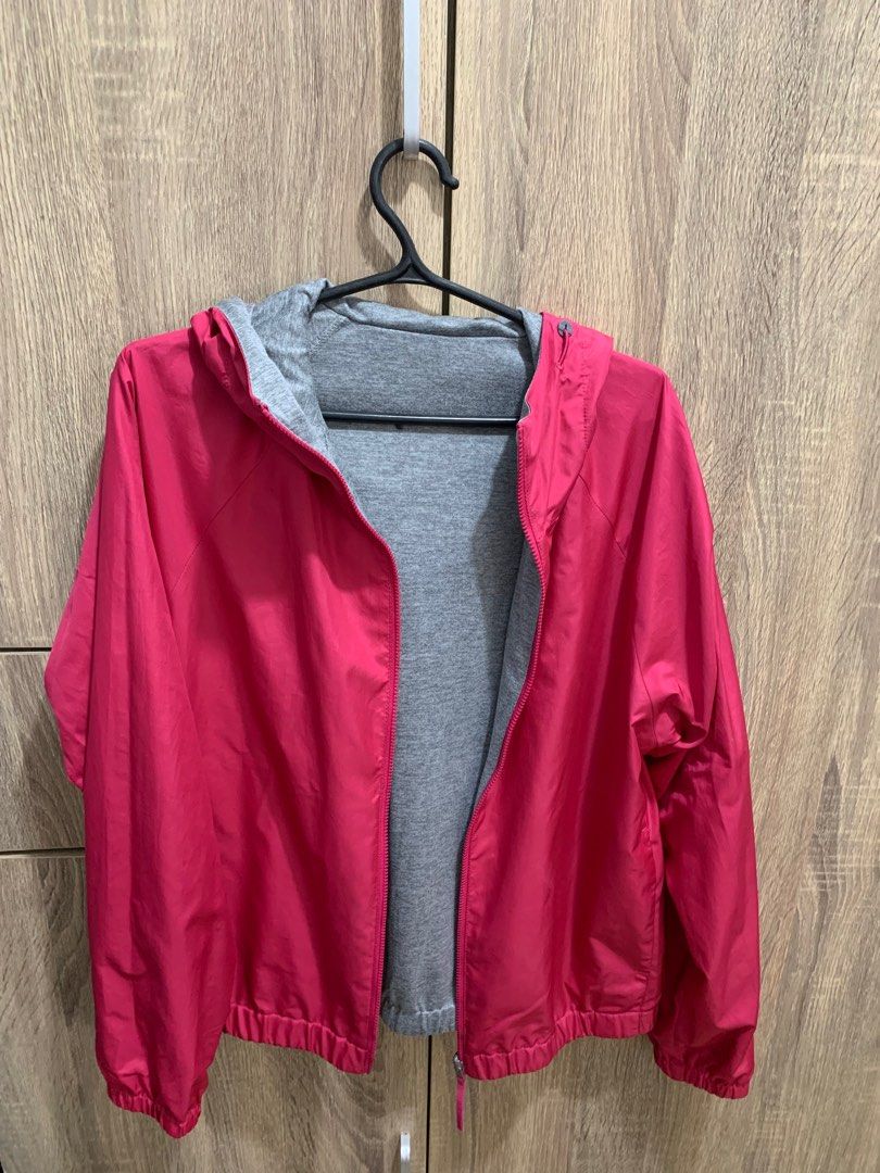 Uniqlo reversible parka, Women's Fashion, Coats, Jackets and Outerwear ...