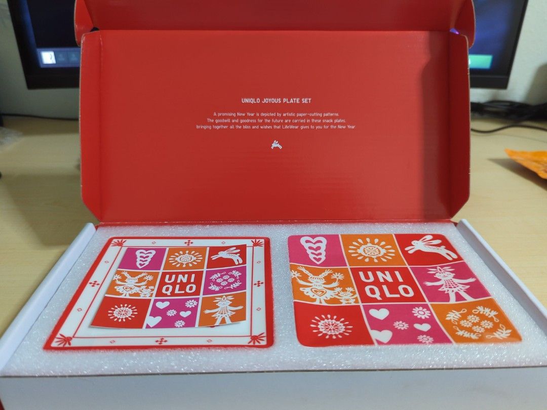 Uniqlo unique plates, Furniture & Home Living, Kitchenware & Tableware ...