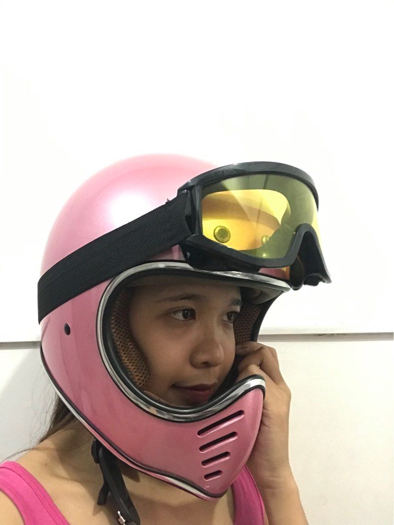 VRM classic helmet glitter pink, Motorbikes, Motorbike Parts ...