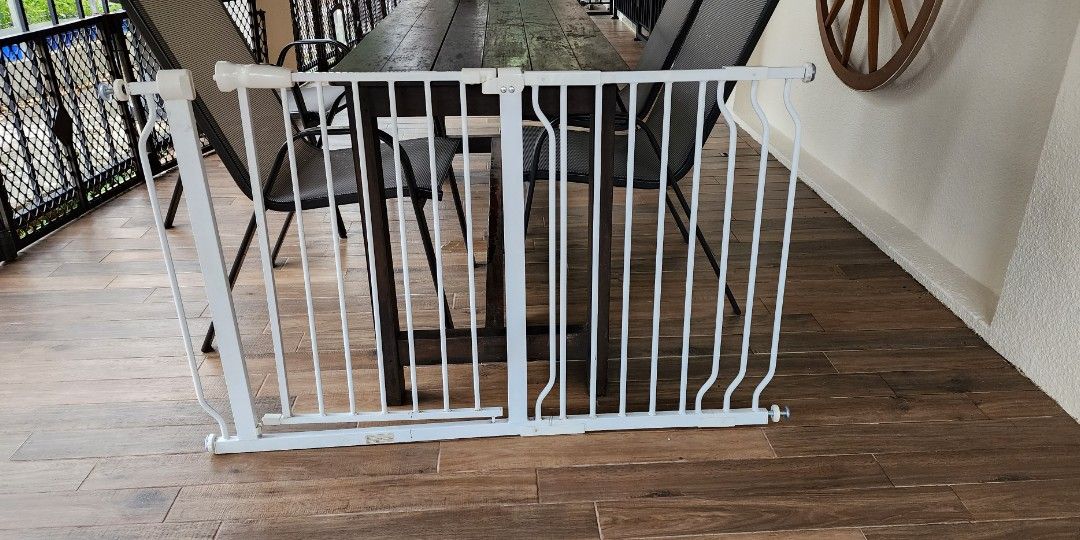 Walk-Thru Safety Gate for Doorways and Stairways, Babies & Kids, Baby ...