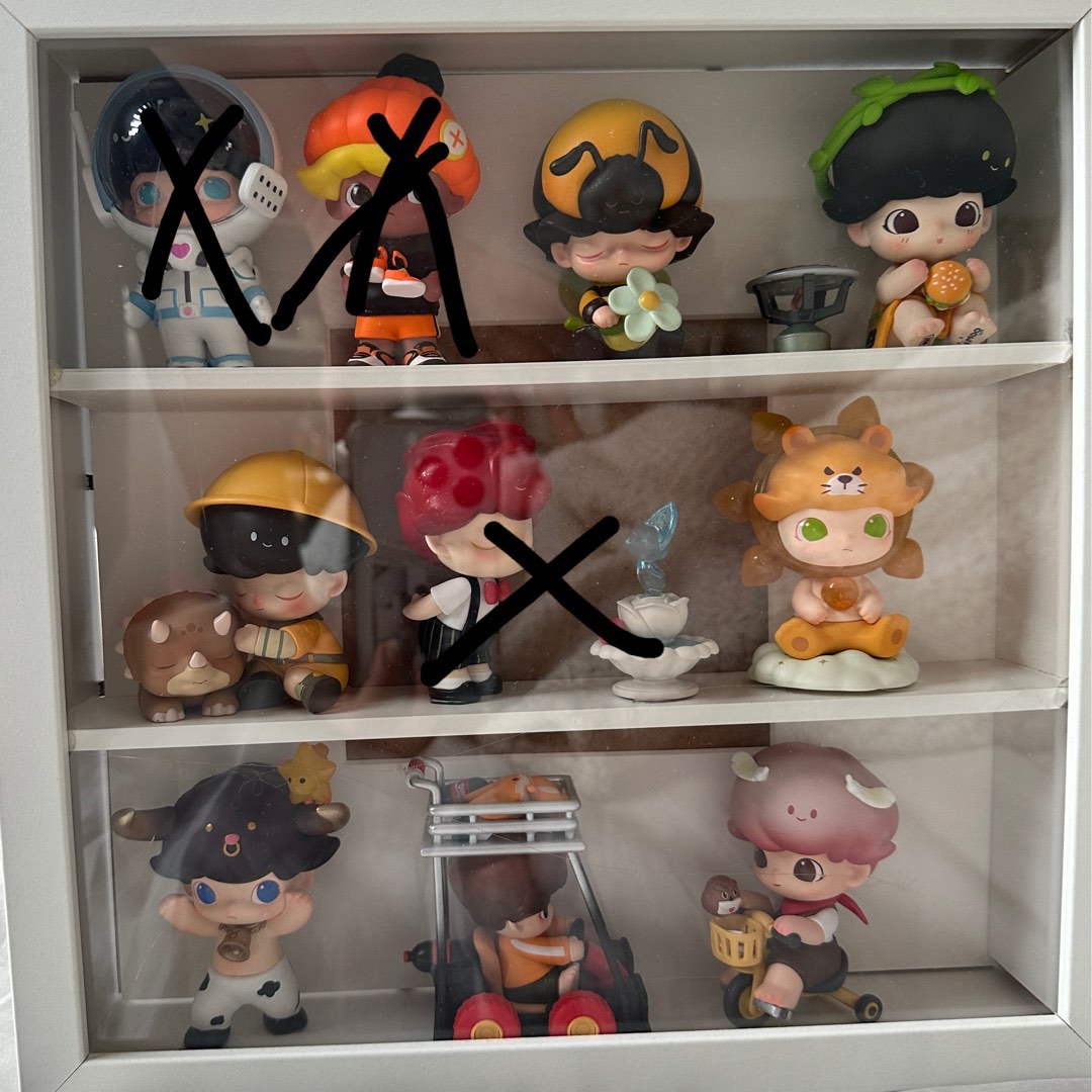 WTS Preloved Popmart Figurines, Hobbies & Toys, Toys & Games on Carousell