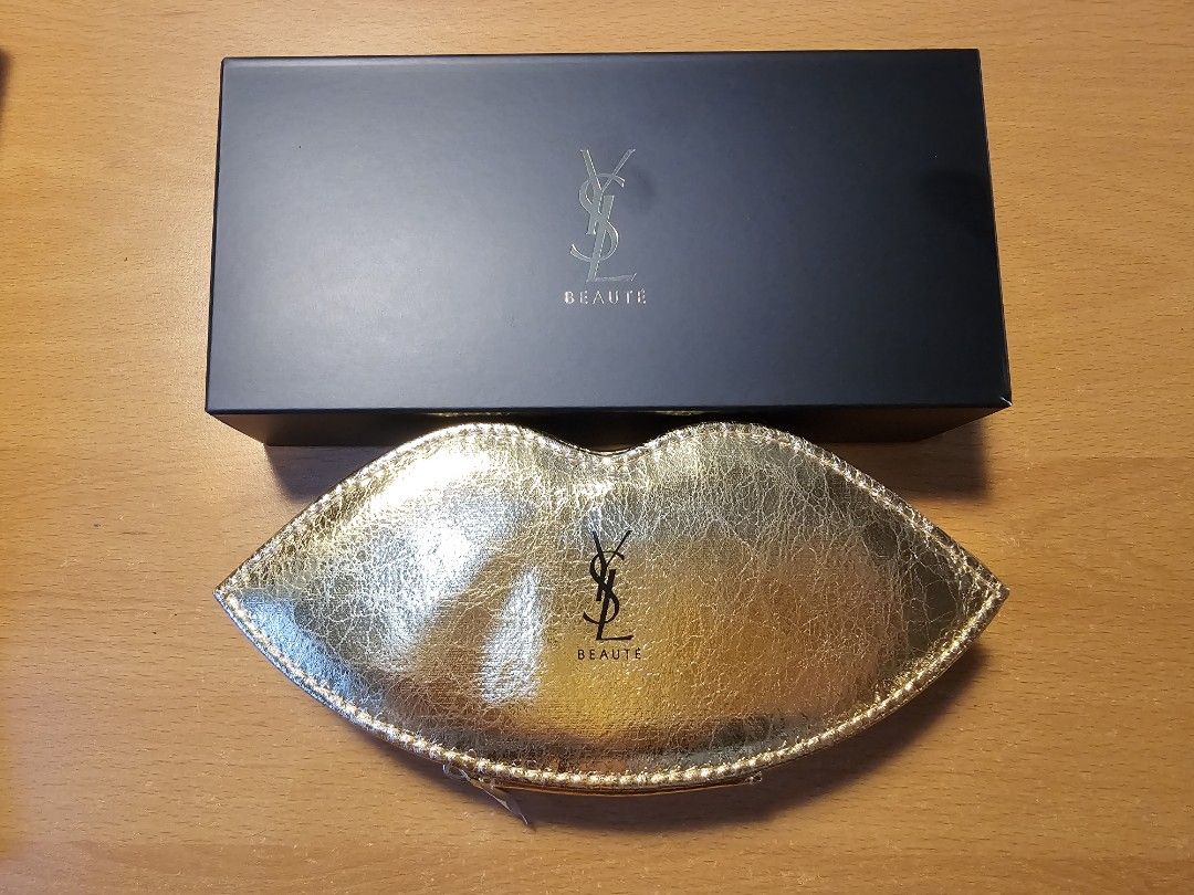 YSL Beaute Lips Brush kit - Gold, Beauty & Personal Care, Face, Makeup ...