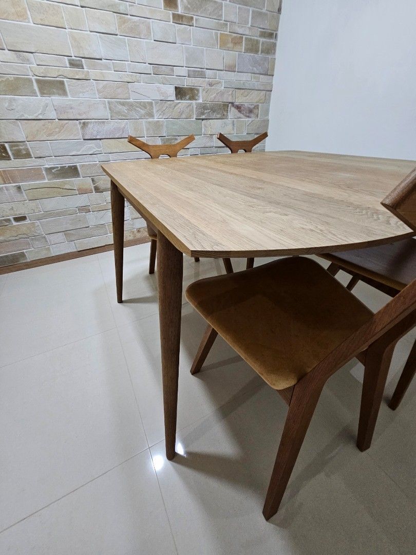 120cm x 120cm Bruunmunch Solid Oak Oil Natural Dining Table, Furniture ...