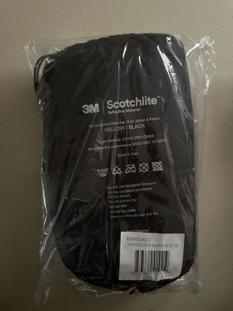 3M Scotchlite Raincoat, Motorcycles, Motorcycle Apparel on Carousell