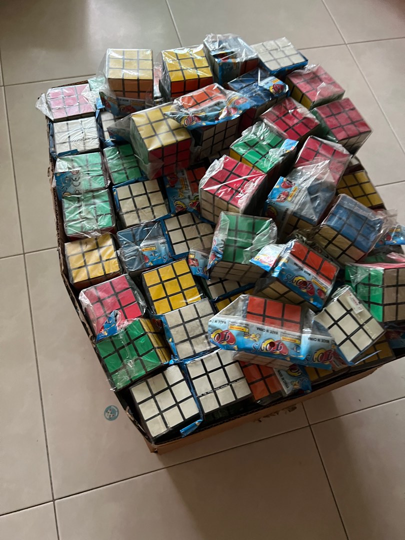 3x3 Rubik Cubes for Pixel Art - ~ 360 cubes, Hobbies & Toys, Toys ...