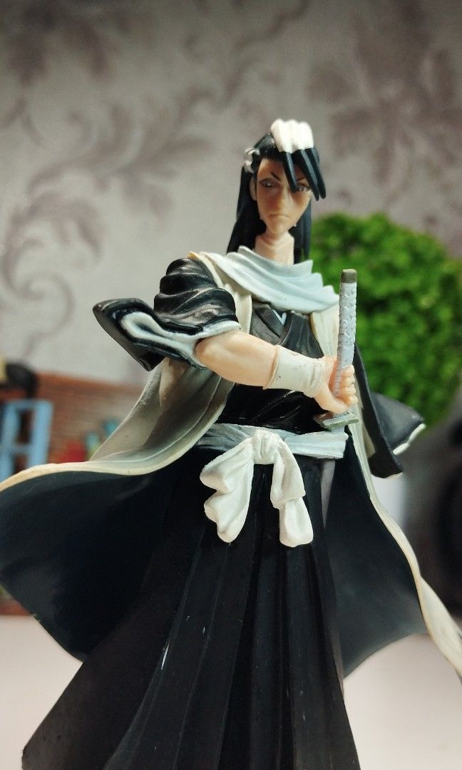 Action Figure Kuchiki Byakuya, Toys & Collectibles, Mainan di Carousell
