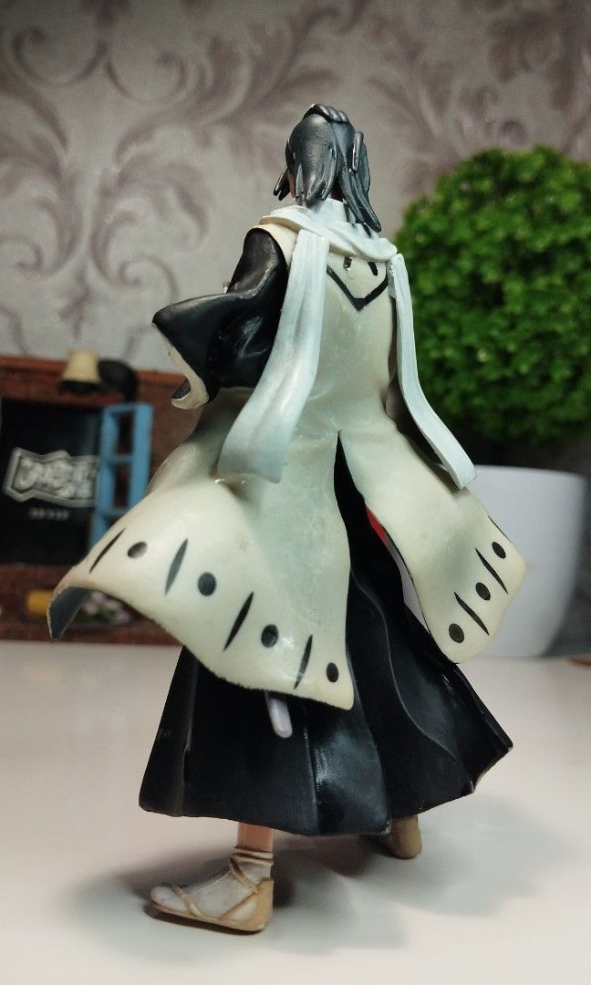 Action Figure Kuchiki Byakuya, Toys & Collectibles, Mainan di Carousell
