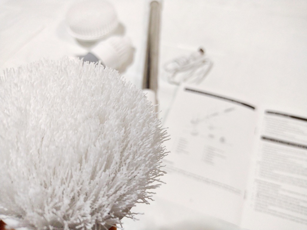 USB Rechargeable Cordless Scrubbing Brush, Furniture & Home Living ...