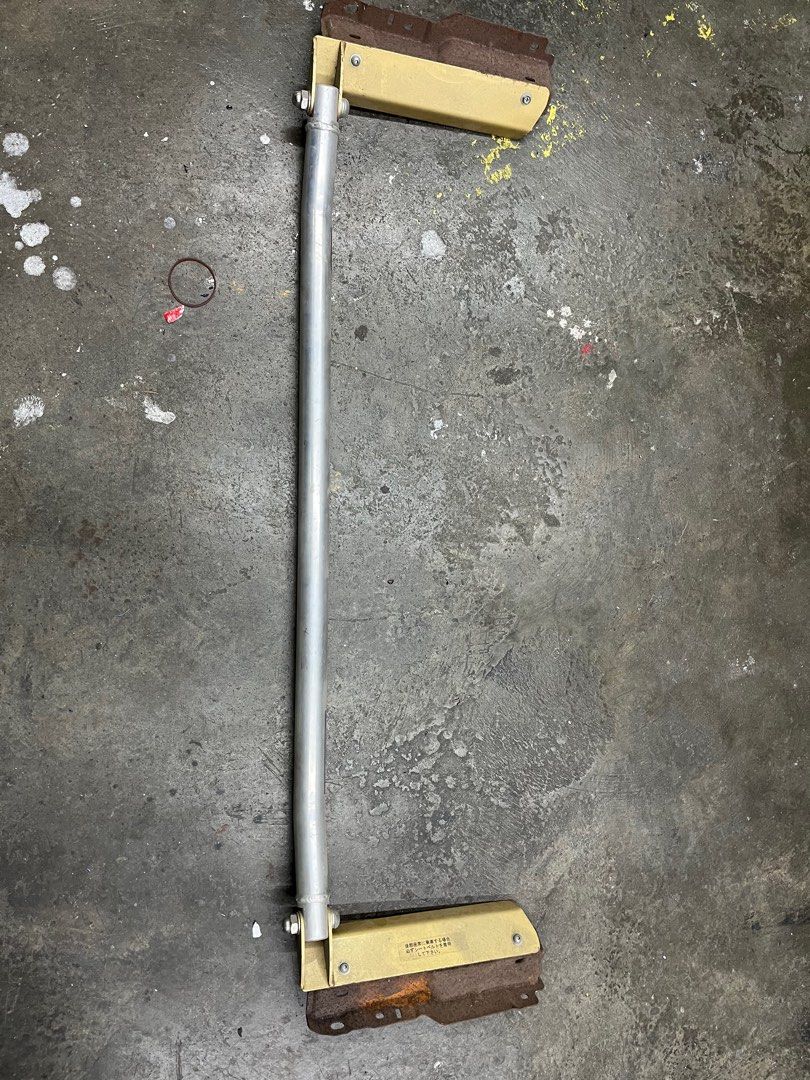 Beatrush colt version r roof bar, Car Accessories, Accessories on Carousell