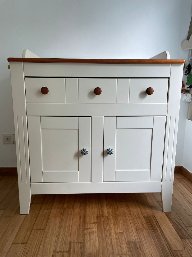 Beautiful changing table/cabinet, Babies & Kids, Baby Nursery & Kids ...