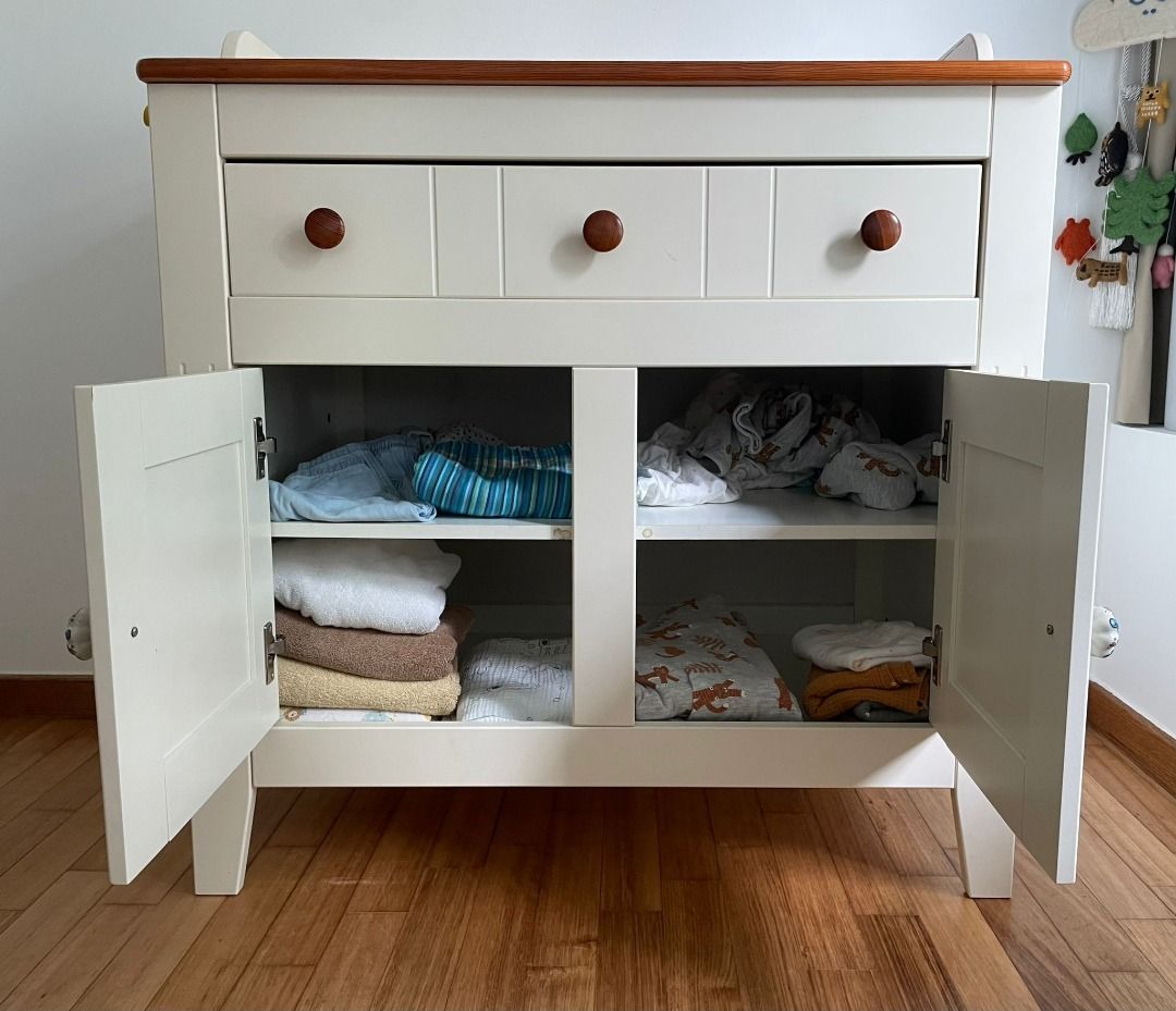 Beautiful changing table/cabinet, Babies & Kids, Baby Nursery & Kids ...