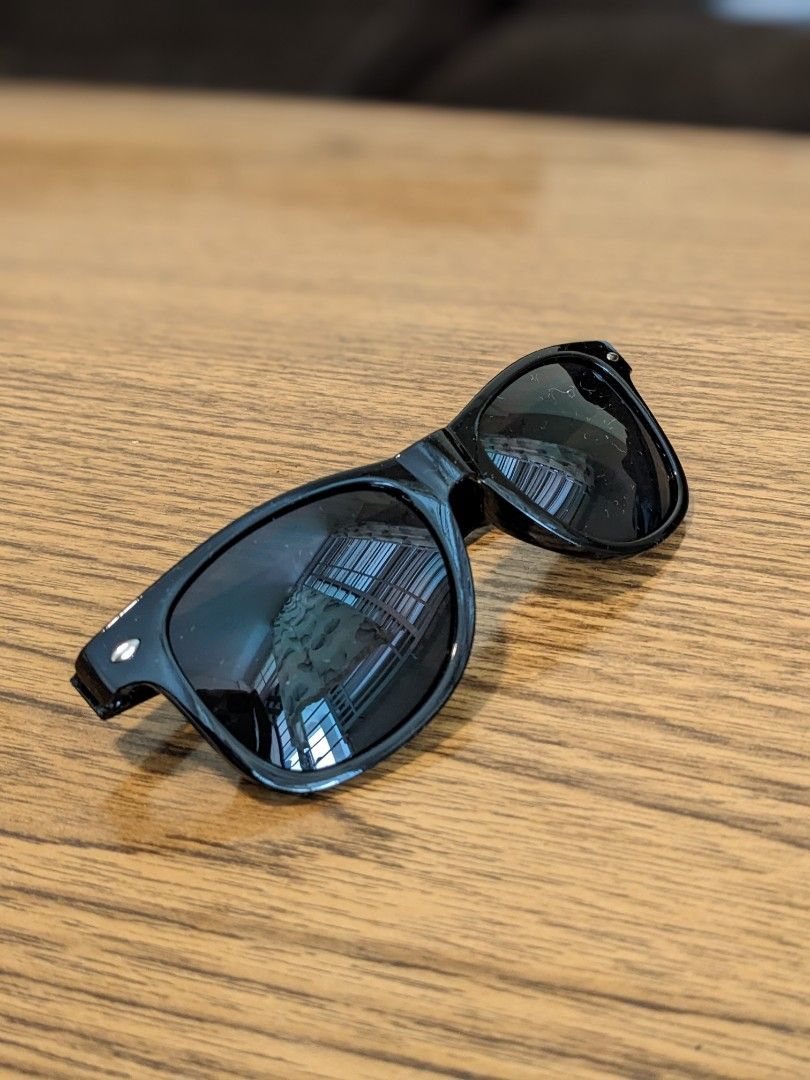 Black dark sunglasses, Women's Fashion, Watches & Accessories ...