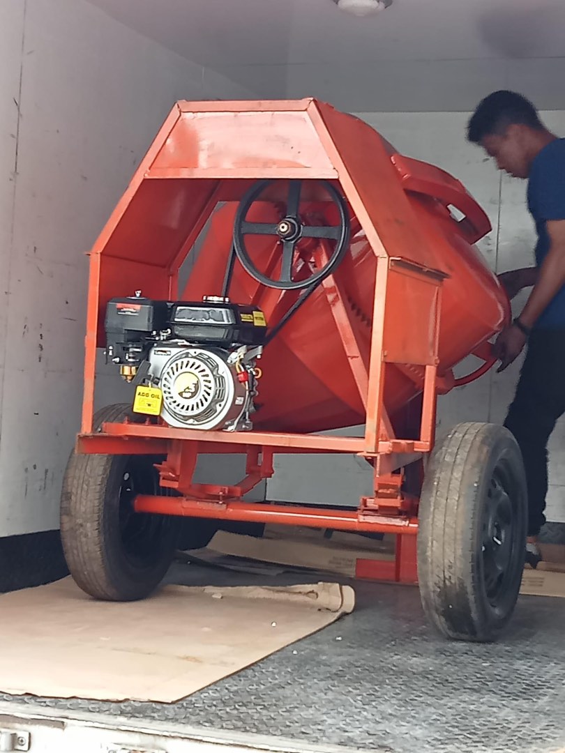 Brand New One Bagger Cement Mixer w/ Yamato Gas Engine 7.5Hp ...