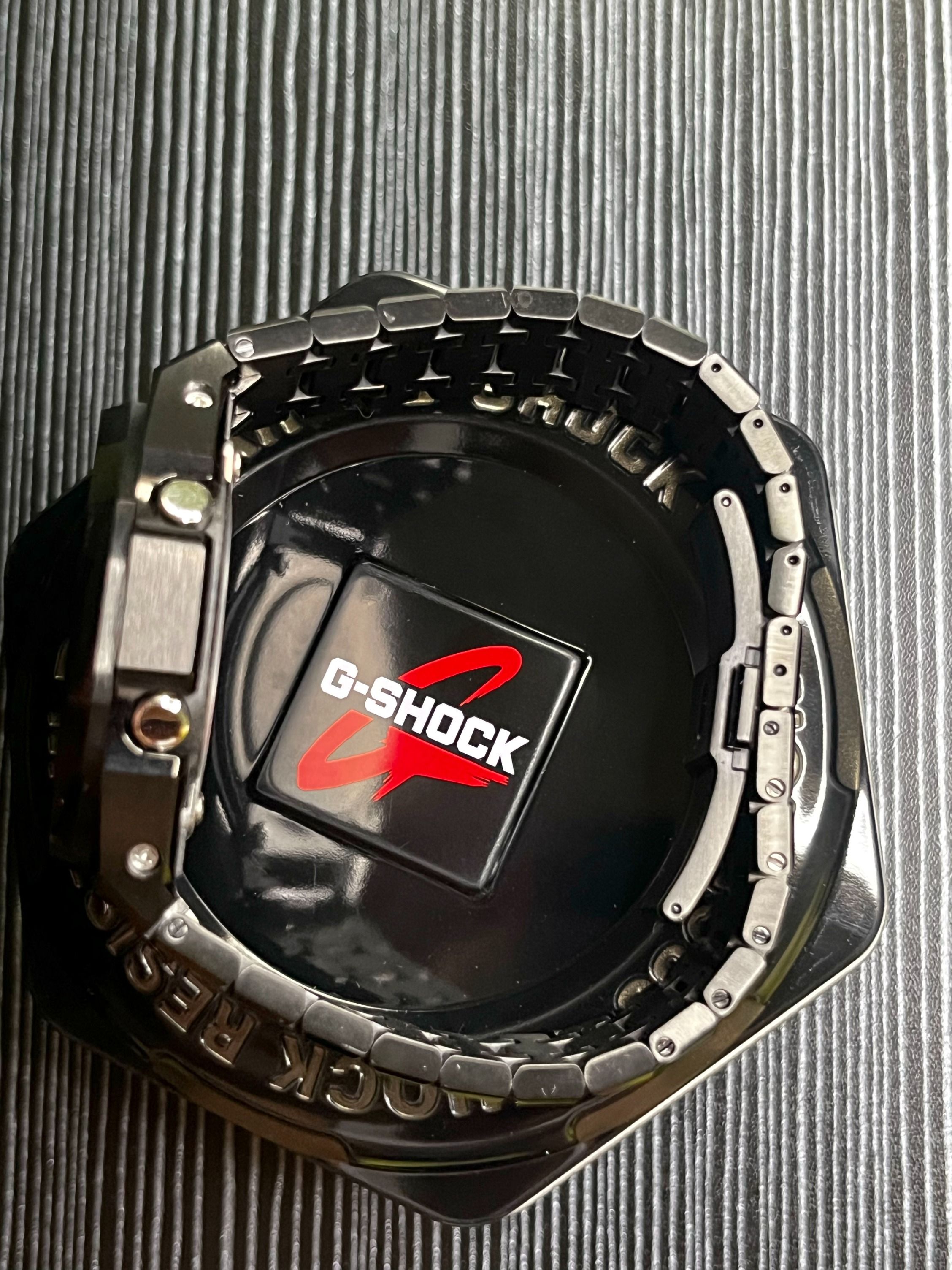 Casio G-SHOCK Custom Royal Oak (Casio Oak) Men's Black Watch - GA-2100 ...