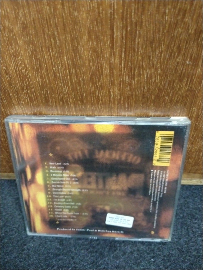 Cd pantera, Hobbies & Toys, Music & Media, CDs & DVDs on Carousell