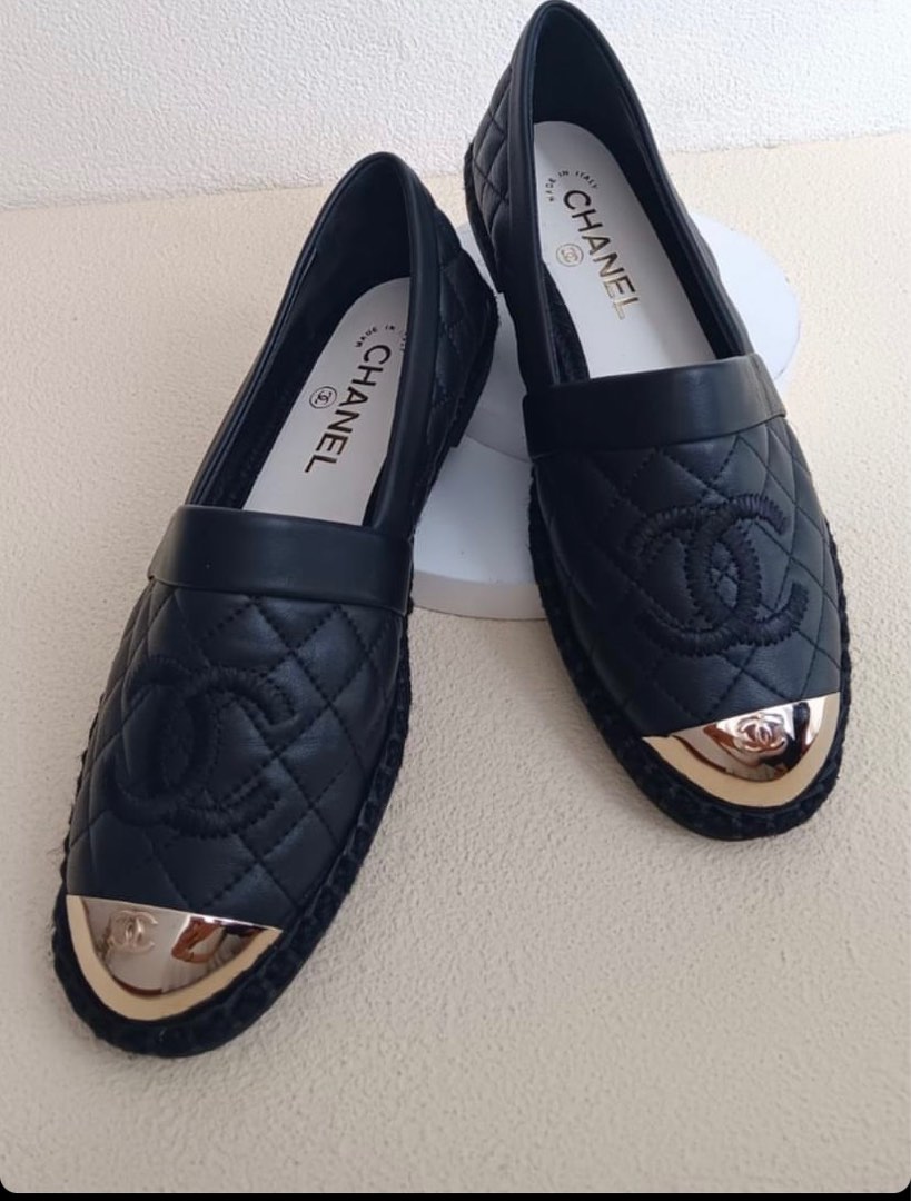 Chanel, Fesyen Wanita, Sepatu di Carousell