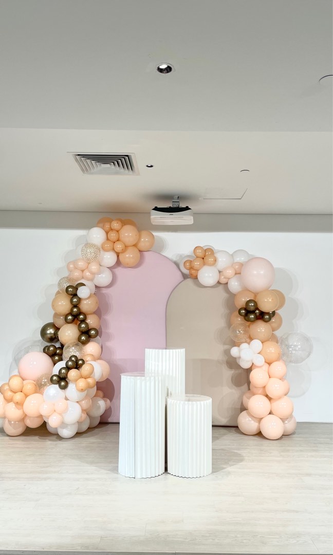 Cloth Arch Backdrop with Balloon garland birthday set up, Lifestyle ...
