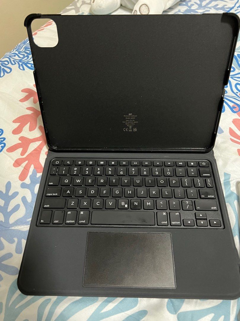 ESR Ascend Ipad Keyboard Case, Computers & Tech, Laptops & Notebooks on ...