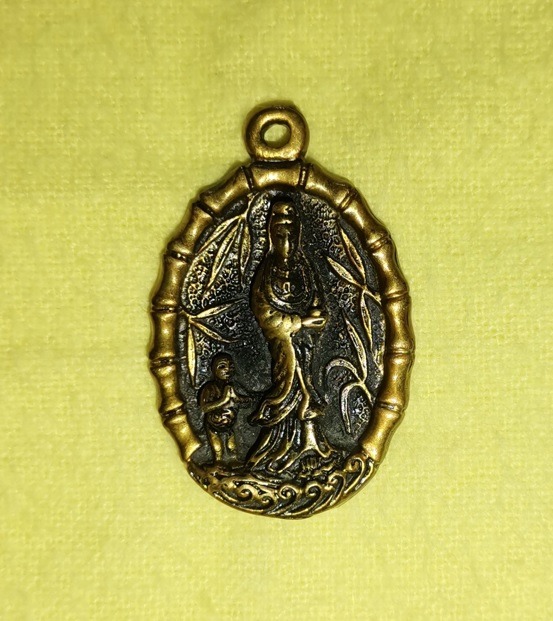 Guan Yin BE 2518 - LP Toh - Wat SubMaiDeang # buddha amulet somdej khun ...
