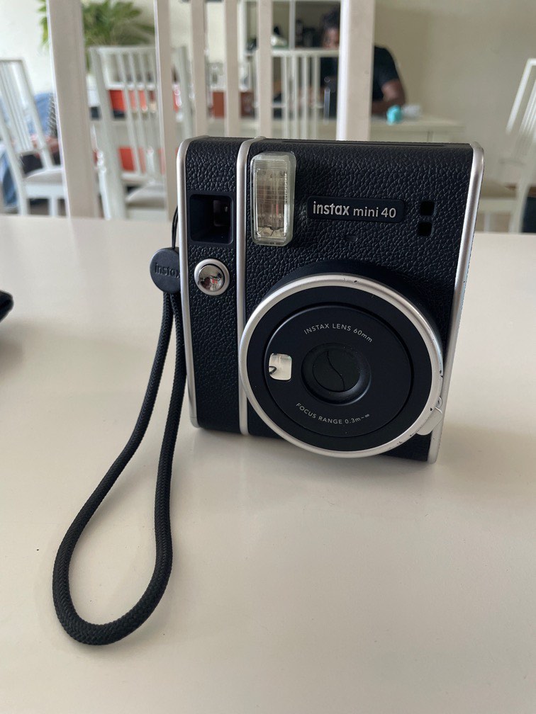 Instax mini40, Photography, Cameras on Carousell