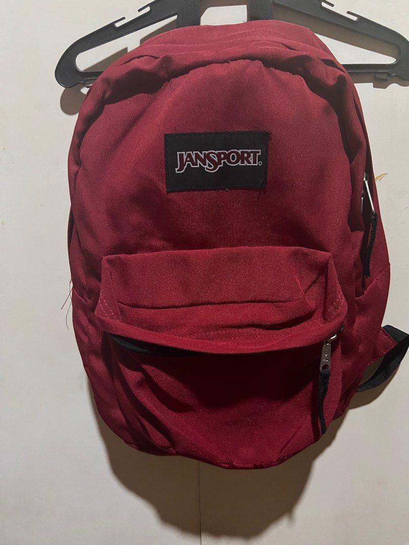 Jansport classic maroon backpack, Men's Fashion, Bags, Backpacks on ...