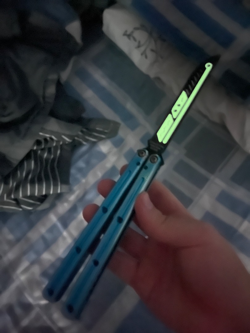 Krake Raken v2.5 authentic balisong/butterfly knife trainer, Hobbies ...