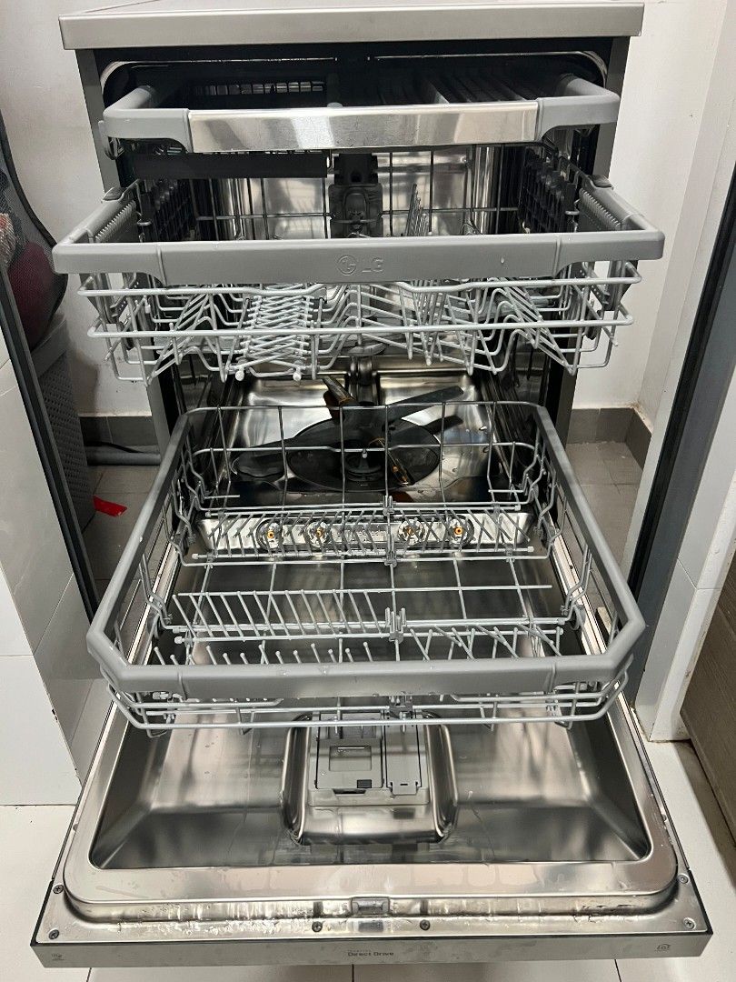 LG DFB425FP QuadWash Steam Dishwasher, TV & Home Appliances, Kitchen ...
