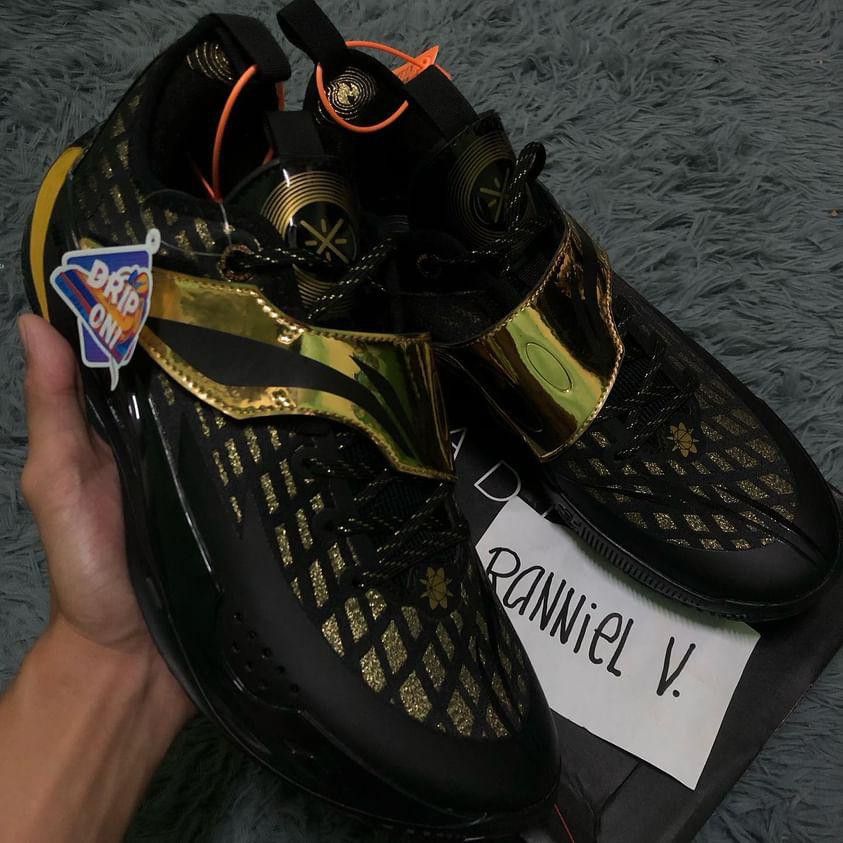 Li Ning Wow 808 v2, Men's Fashion, Footwear, Sneakers on Carousell