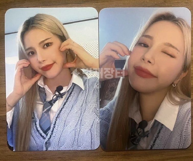 放mamamoo+ two rabbits code concert solar 小卡, 興趣及遊戲, 收藏品及紀念品, 韓流 - Carousell