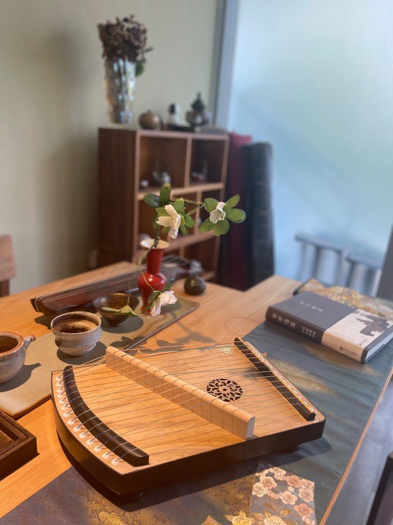 Mini Guzheng smart, Hobbies & Toys, Music & Media, Musical Instruments ...