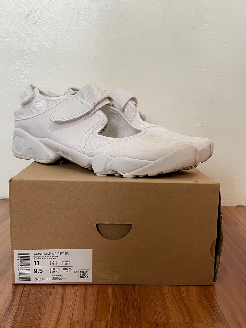 Nike Air rift, Men's Fashion, Footwear, Sneakers on Carousell