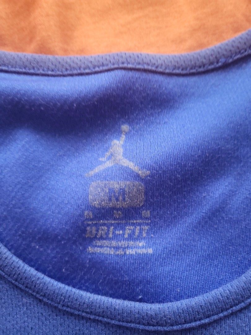 Nike jordans singlet, Men's Fashion, Activewear on Carousell