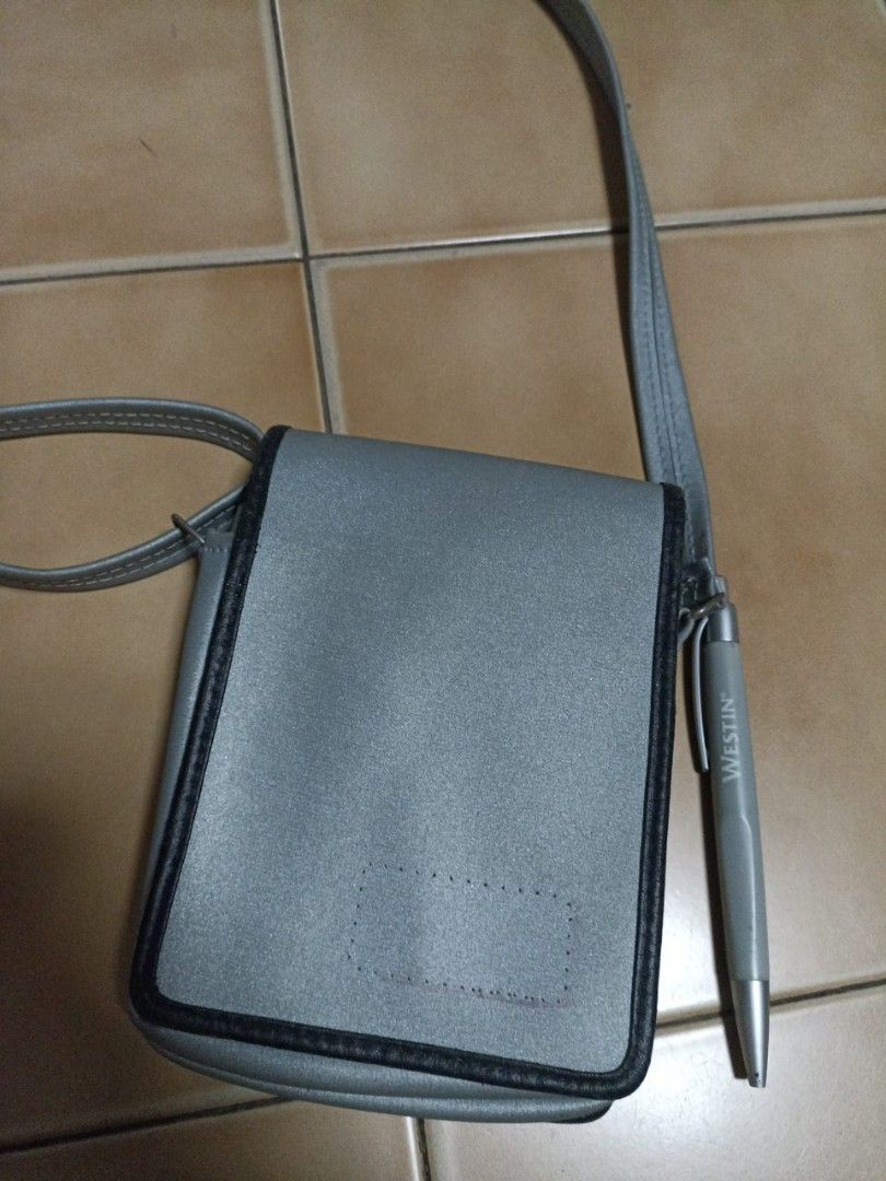 Nokia 3210 Handphone Bag, Mobile Phones & Gadgets, Mobile & Gadget ...