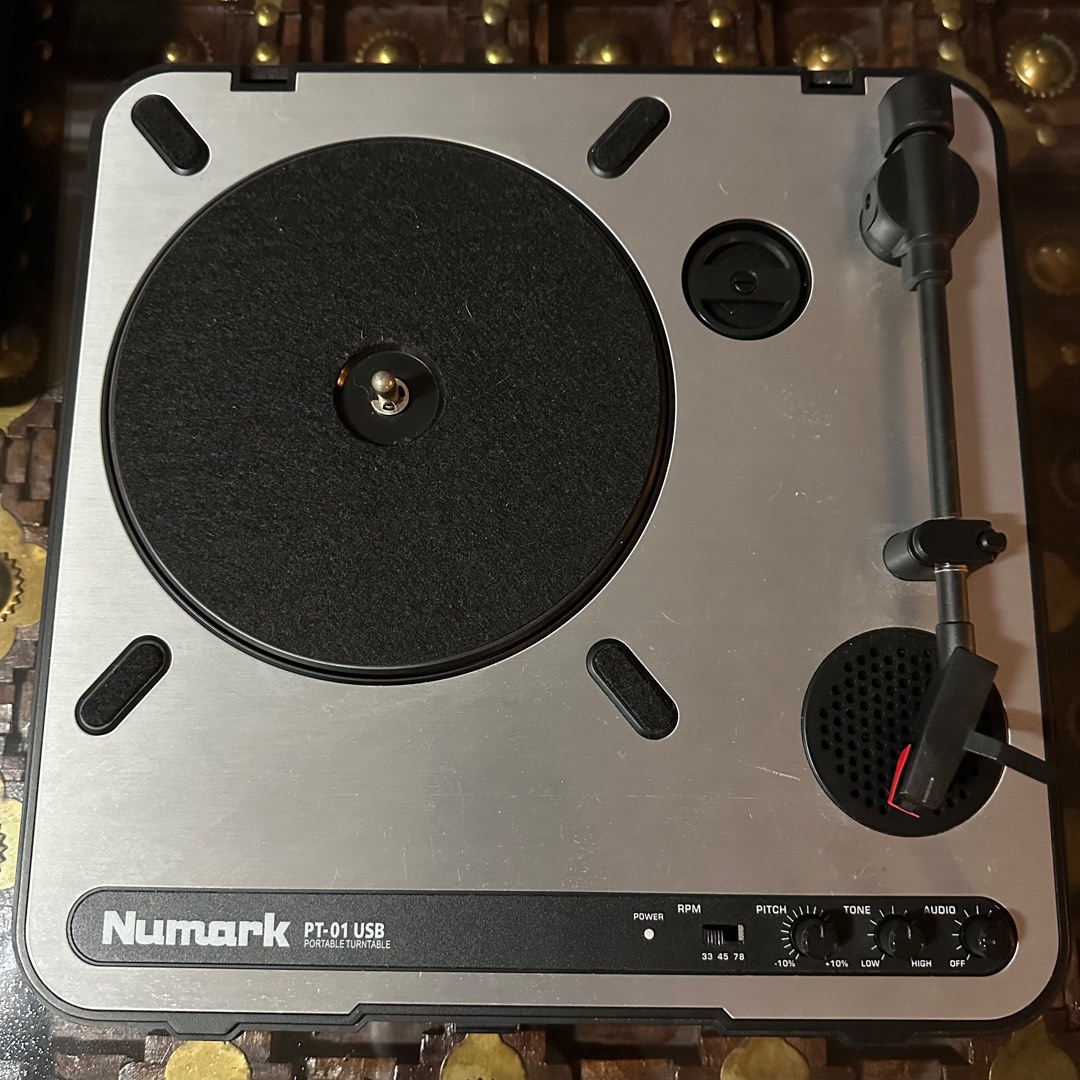 Numark PT-01 USB portable turntable, Audio, Portable Music Players on ...