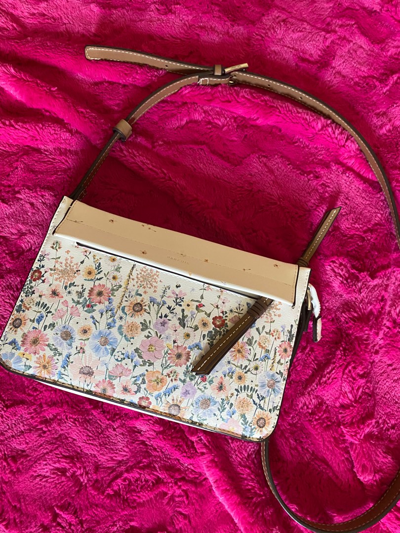 Parfois floral bag, Women's Fashion, Bags & Wallets, Cross-body Bags on ...