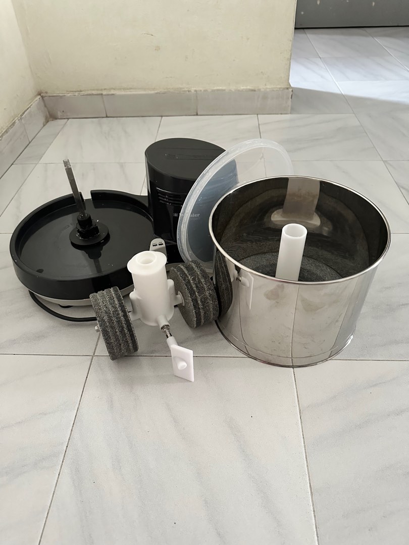 Premier grinder, TV & Home Appliances, Kitchen Appliances, Juicers ...