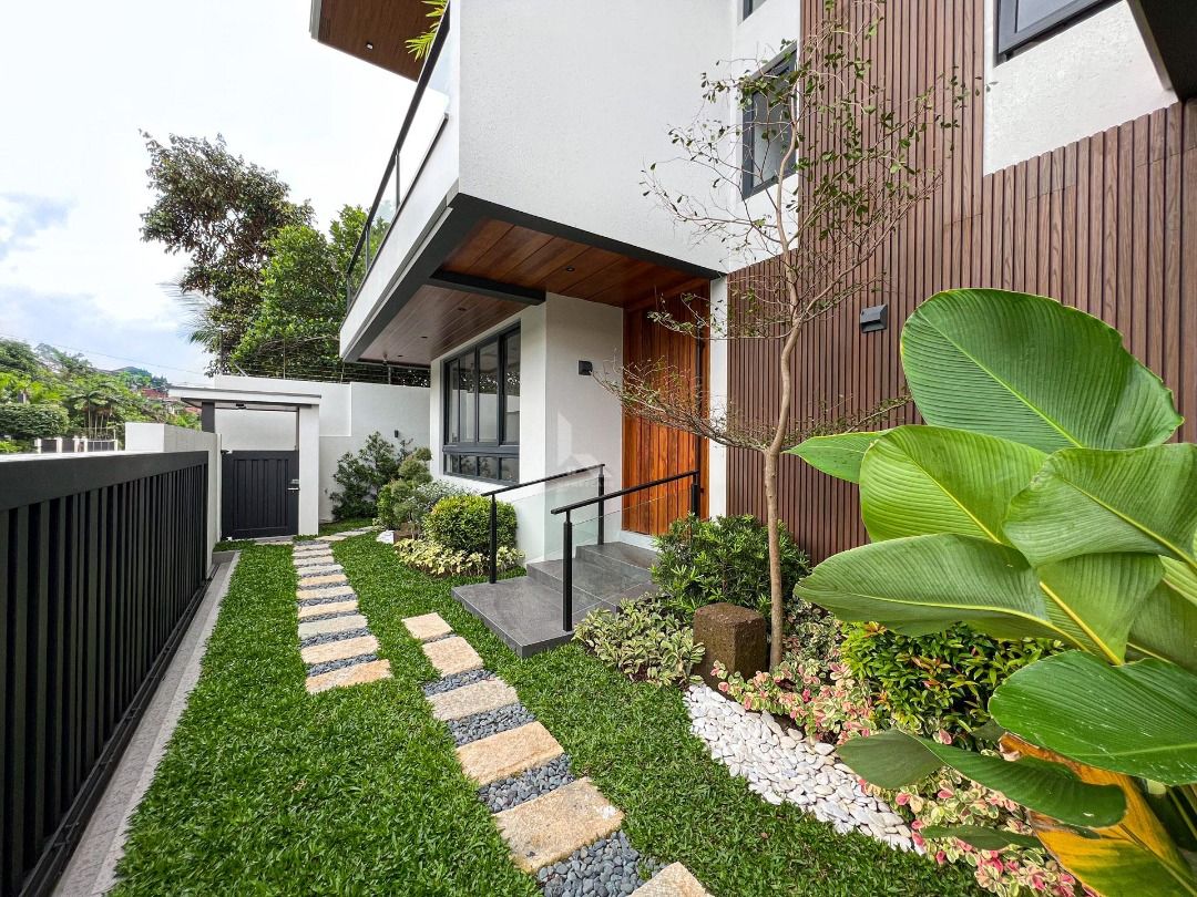 RC 7BR Ultramodern House for sale in Mira-Nila Homes Congressional ave ...