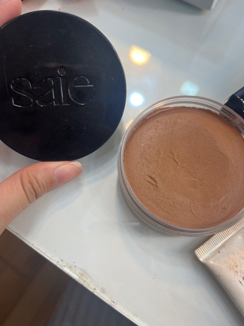 Saie bronzer, Beauty & Personal Care, Face, Makeup on Carousell
