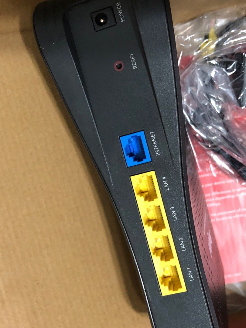 Singtel router, TV & Home Appliances, Other Home Appliances on Carousell