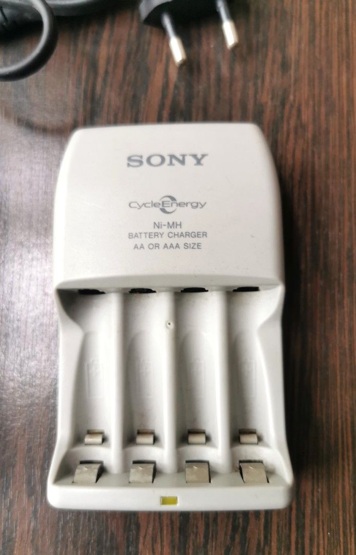 Sony Cycle Energy Ni-MH Battery Charger, Mobile Phones & Gadgets ...