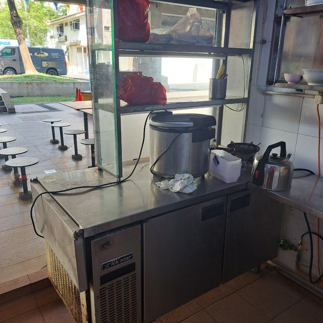 Stainless steel chiller with display cabinet, TV & Home Appliances ...