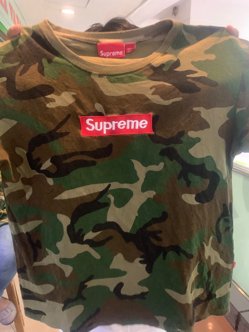 Supreme box camo, Fesyen Pria, Pakaian , Atasan di Carousell