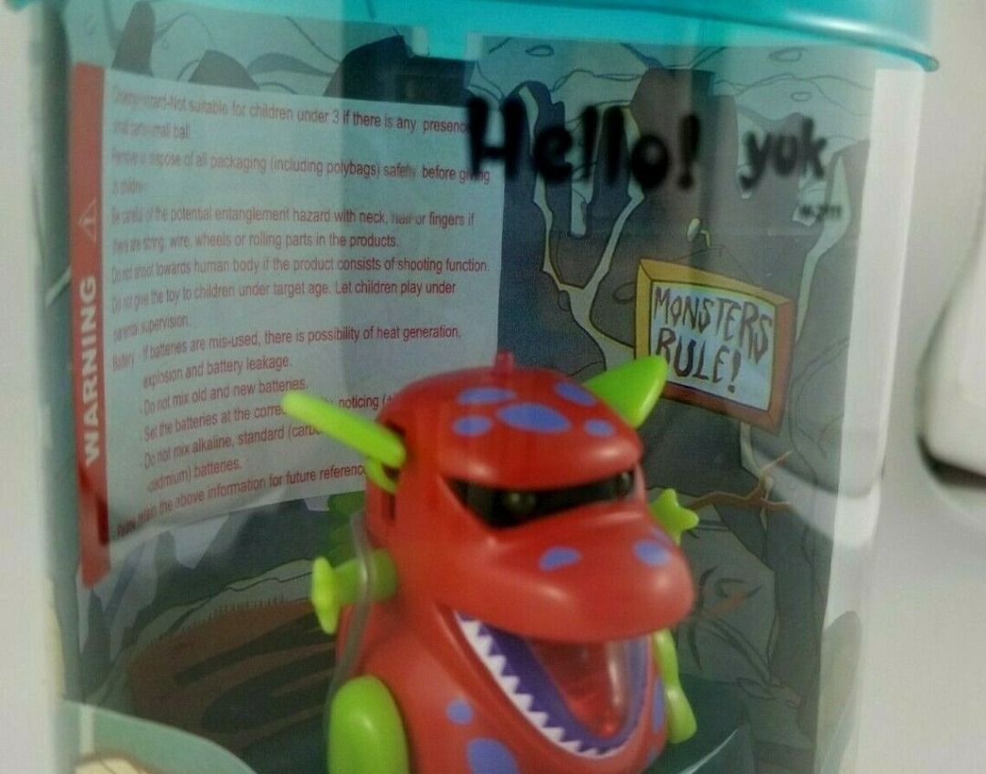 Tomy - MicroPets - Series 1 - EXCLUSIVE - 2002 - Red Monster - Yuk, 興趣及 ...