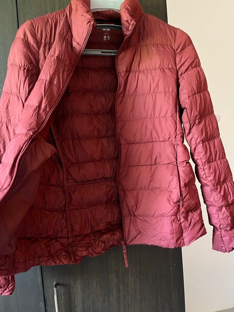 Uniqlo Maroon Puffer Jacket, Women's Fashion, Coats, Jackets and ...