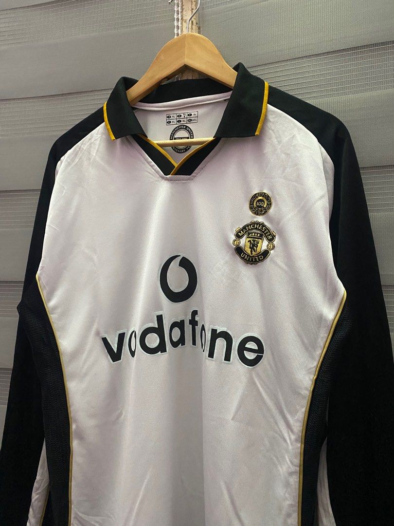 Vintage 2000/2001 Manchester United Away Kit, Men's Fashion, Tops ...